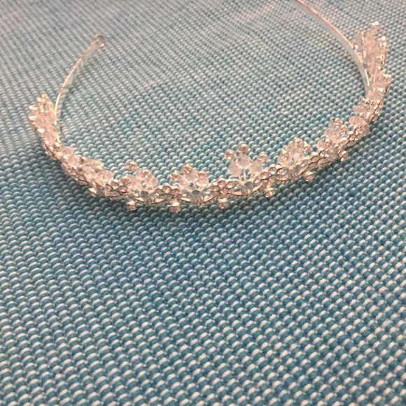 David's Bridal | Accessories | Silver And Rhinestone Wedding Tiara ...
